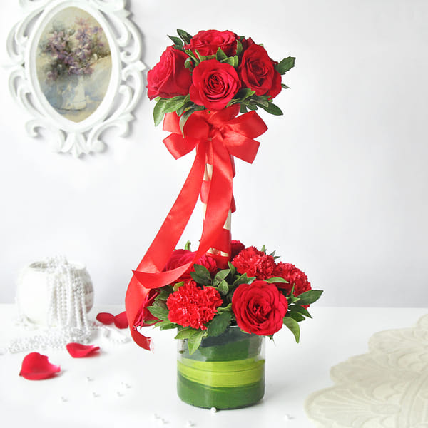 Order Classy Mix of Flowers in a Vase Online at Best Price, Free ...