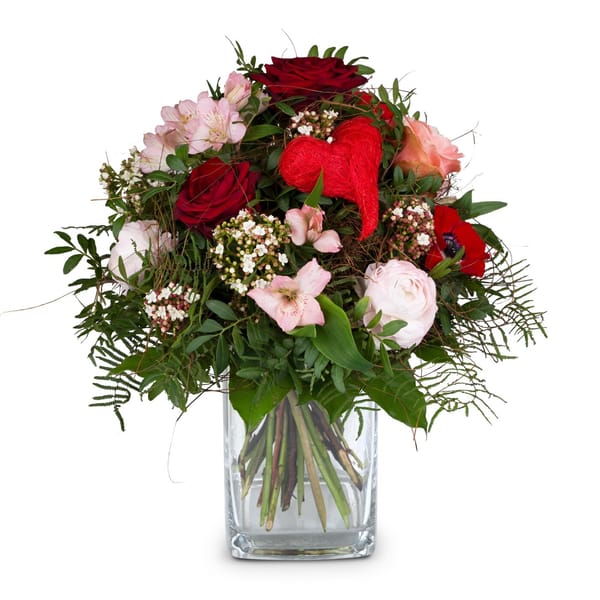 Buy/Send Flower Bouquet Valentine's Day with red roses Online | IGP ...