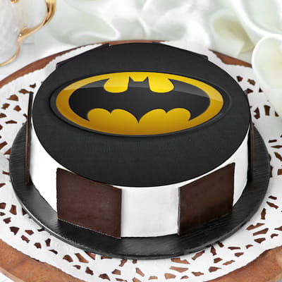 Order Batman Boomerang Cake 1 Kg Online at Best Price, Free Delivery ...