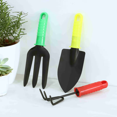 Buy/Send Gardening Tools - Red - Set Of 3 Online | IGP | JVS1262475