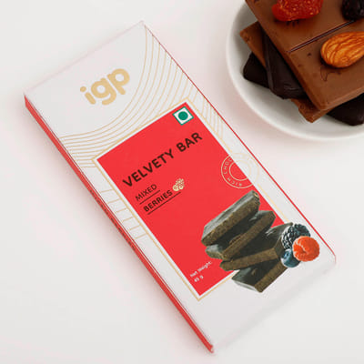 Buy/Send Masqa Mixed Nut Velvety Chocolate 40g Online | IGP | JVS1267959