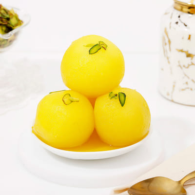 Buy/Send Masqa Rajbhog 250 g - OC Online | IGP | JVS1391475