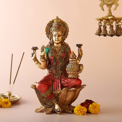 Send Sacred Goddess Laxmi Idol Online, Same Day Delivery in UAE | IGP ...